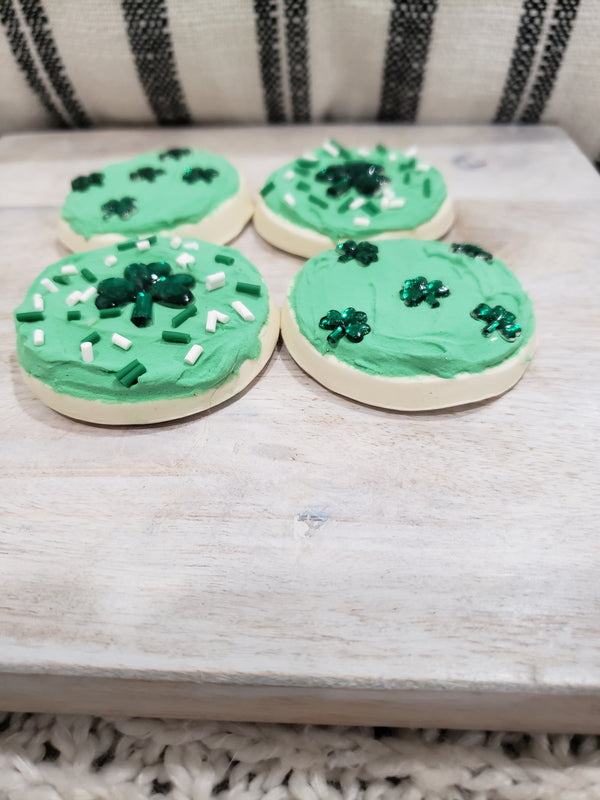 Pip Posh Design Faux Sweet Décor Shamrock Sprinkled Sugar Cookies Bake ...